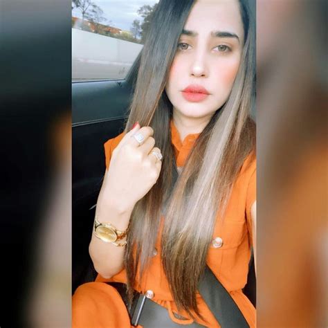 Pin By Xox Queen Xox On Pak Cable Pakistani Actress Pakistani Actresses