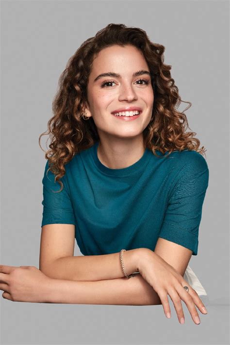 Aslı Bekiroğlundan Sürpriz Projeler Magazin