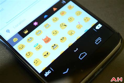 swiftkey beta 3 now available new emoji ui and other bug fixes included