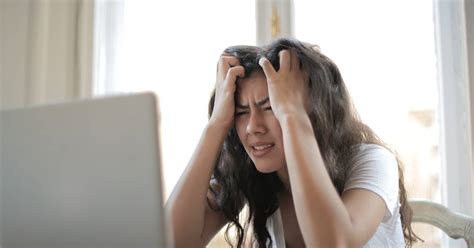 7 Ways To Fix The Application Made Too Many Requests Error 0x80860010 On Windows