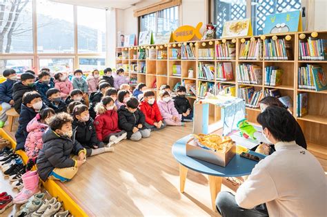 사단법인 작은도서관만드는사람들 76호 쉬리마을작은도서관강원 철원군