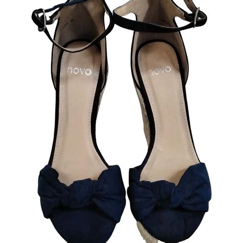 Novo Womens Size 5 Navy Blue Wedgess Novo Womens Size 5 Navy Blue Wedgess