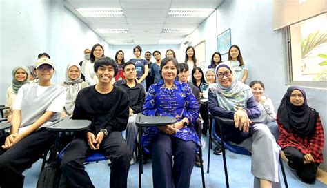 Lecturer Visit Program Sebagai Wujud Keberlanjutan Kerjasama Departemen Lecturer Visit Program Sebagai Wujud Keberlanjutan Kerjasama Departemen