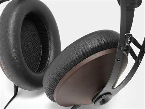 Massdrop x Meze 99 Noir closed-back headphones redesign the Classic ...