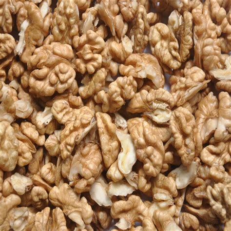 Fresh Raw Shelled Walnuts Kernels Halves And Pieces China Walnut And