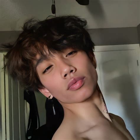 Pin By 🧁🎀𝒱𝒶𝓃𝒾𝓁𝓁𝒶𝒸𝒾𝓃𝓃𝒶𝓂 On 𝒪ℴ𝒽 𝓈ℴ 𝓅𝓇ℯ𝓉𝓉𝓎 Just Beautiful Men