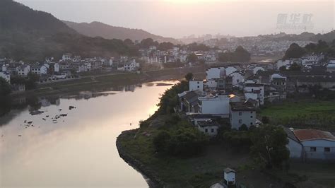 Vlog｜从安徽乘船到浙江 感受新安江的灵动秀美 凤凰网视频 凤凰网