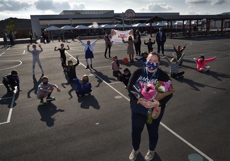 Cusd Elementary Teacher Of The Year 2021 Is From Esencia K8 Cusd Insider