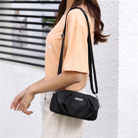 Badu Bg Чанта през рамо Дамска найлонова водоустойчива чанта за през рамо Плътен цип Малки