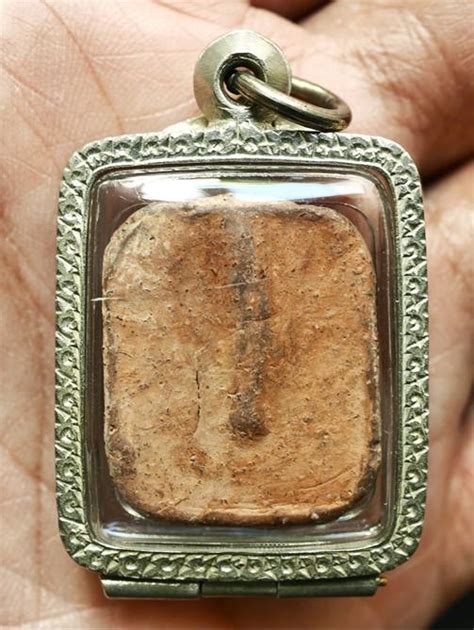 หลวงพ่อปาน ขี่ไก่หางพวง วัดบางนมโค เก่า ๆ Ennxo