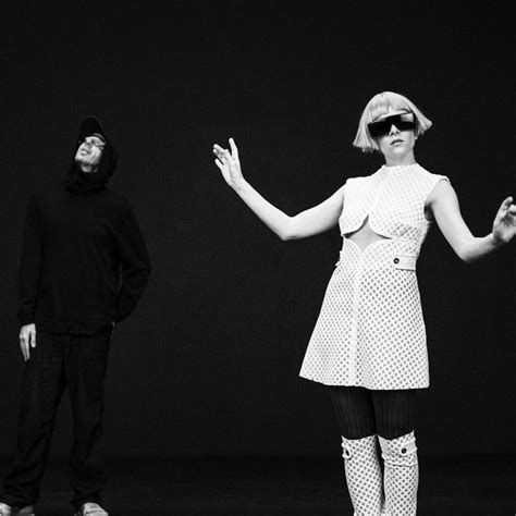 Tomora Lyrics Songs And Albums Genius