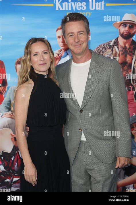 Edward Norton Y Shauna Robertson 2024