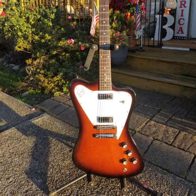 Gibson Firebird Non Reverse 2012 Burst Reverb