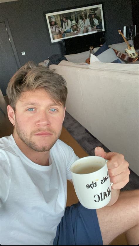Niall Horan Just Showed Off His Pretty Impressive Cardigan Collection