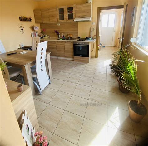 Обзаведена супер къща под наем Едноетажна къща 110 кв м Обзаведена Къщи под наем Айтос