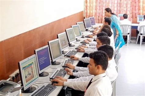 11am 01pm Computer Course Rs Cit Ccc Accounts O Leveltally Rs 2000