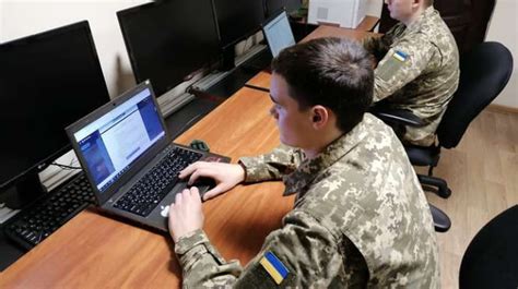 Українців запрошують вступити до кібервійськ Рівненські новини