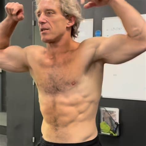 Despite Being Jacked With 6 Pack Abs 51 Yo Man Gets Thrashed By