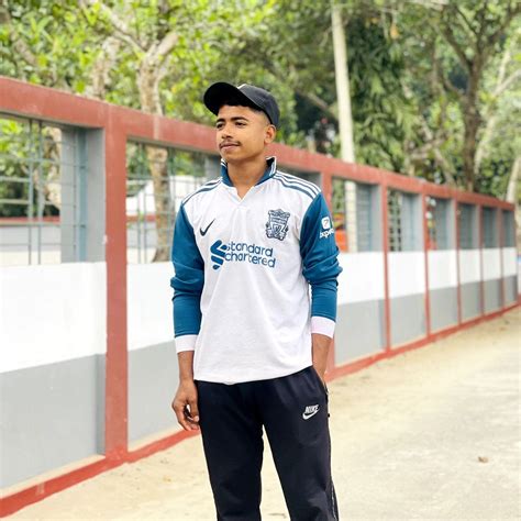 Md Esharot Islam Eshan