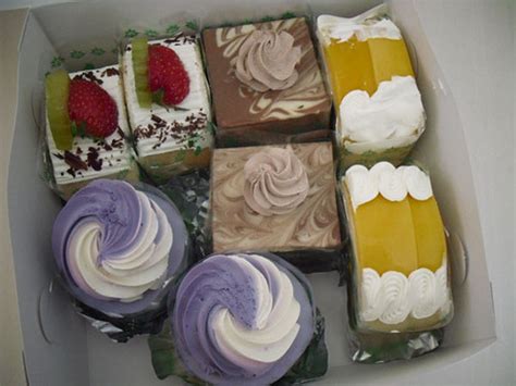 A Whole Lotta Cake Diamond Canopy