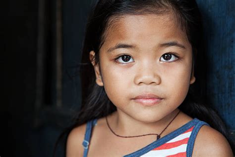 2900 Philippines Girl Foto Stok Potret And Gambar Bebas Royalti Istock