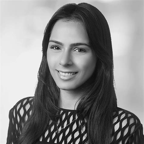 Julia Esch Trench Rossi Watanabe