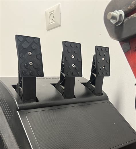 Stl File Thrustmaster Pedals 🚗 ・model To Download And 3d Print・cults