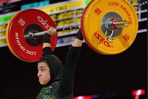 خروج پنهانی وزنه‌بردار دختر ایران از هتل تیم ملی در اسپانیا خبرگزاری