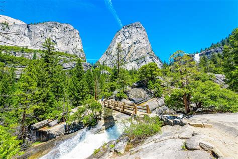 Hike Half Dome Via The Mist Trail Yosemite National Park Summitborn