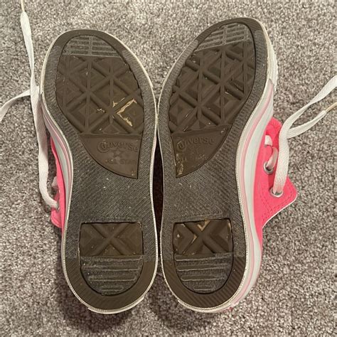 Euc Neon Pink Low Top Converse Chucks Size 6 Gem