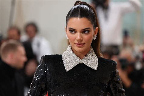 Kendall Jenners Met Gala Look Delte Vandene Men Det Er Intet Imod Det