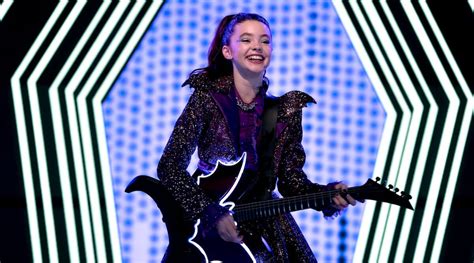 Interview Kenzi Richardson On Vampirina Teenage Vampire