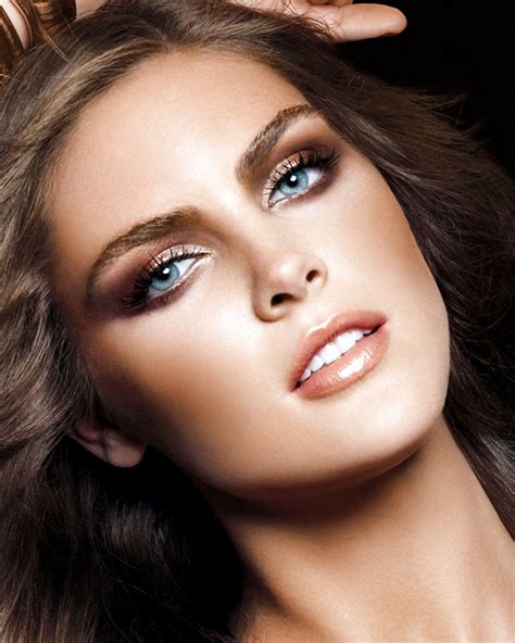 Inspiratie Voor Een Feestelijke Make Up Look Thebeautymusthaves