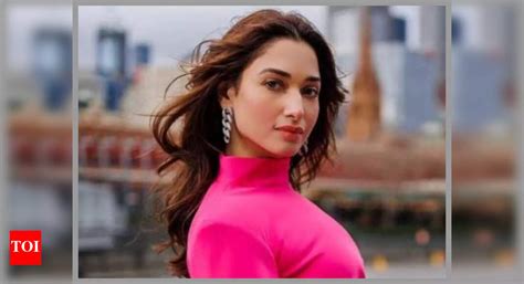 Tamannaah Bhatia Feels Male Actors Are More Uncomfortable With Intimate Scenes Here S Why