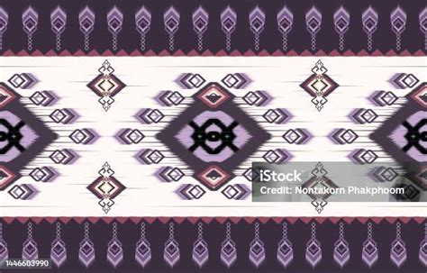 이카트 패턴 디자인 Eethnic Ikat 패턴 동양 아프리카 계 미국인 인도네시아 아시아 아즈텍 모티프 직물과 보헤미안 배경