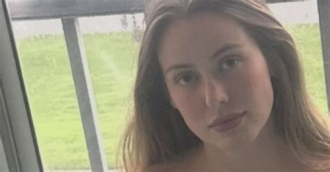 Who Is Caroline Calloway And Why Are Her Hurricane Posts Controversial