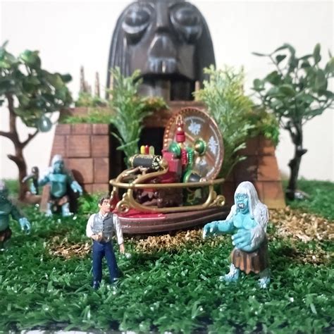 The H G Wells Time Machine And Morlock Sphinx Diorama 1 58 Scale