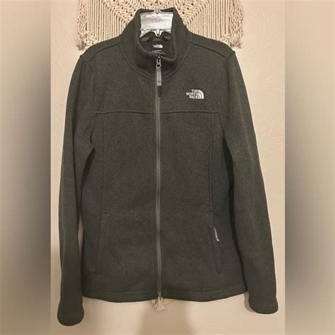 The North Face Jackets And Coats The North Face Sweater Fleece Jacket