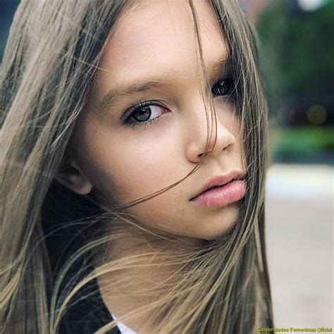 Celebridades Femeninas Oficial Angelina Polikarpova Les Tengo Otra De
