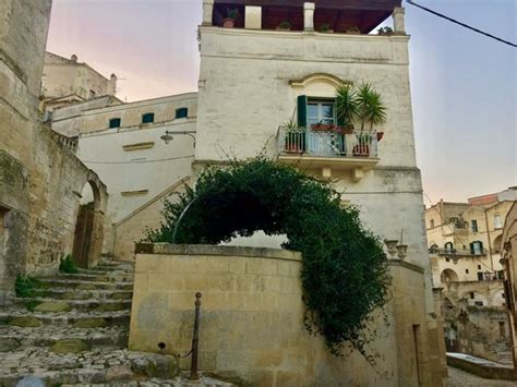 И Джеймс Бонд ще прескочи до Матера европейска столица на културата