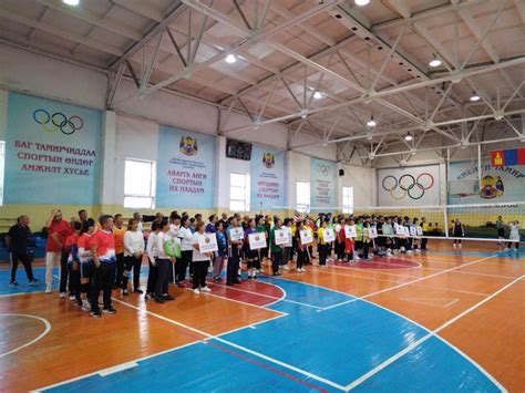 Хан Уул дүүргийн Засаг даргын нэрэмжит иргэдийн спортын Xi их наадмын софт волейболын тэмцээний