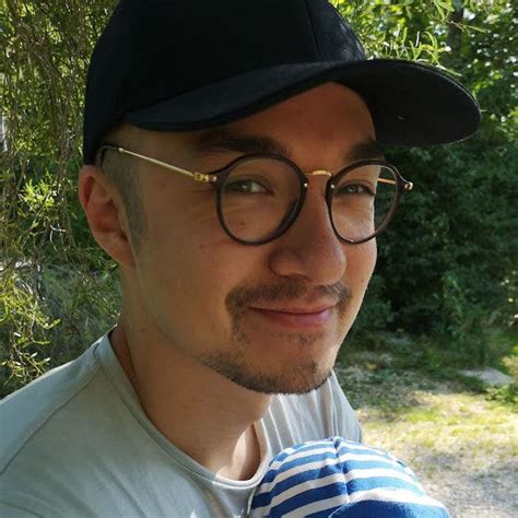 Sebastian Mechelke Medium