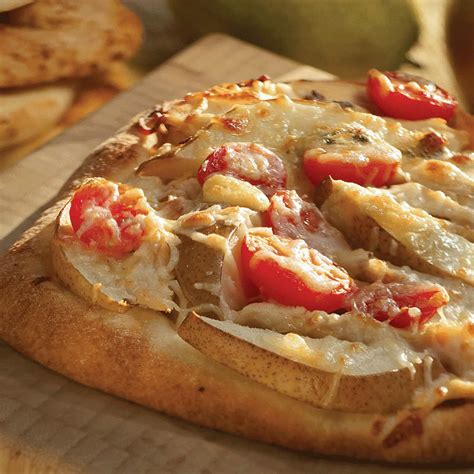 Pear And Chicken Flatbread Ready In 25 Minutes