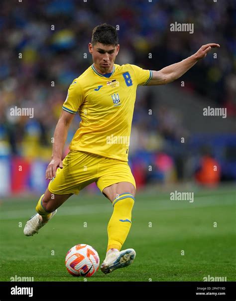 Ukraines Ruslan Malinovsky During The Uefa Euro 2024 Group C Qualifying Match At Wembley