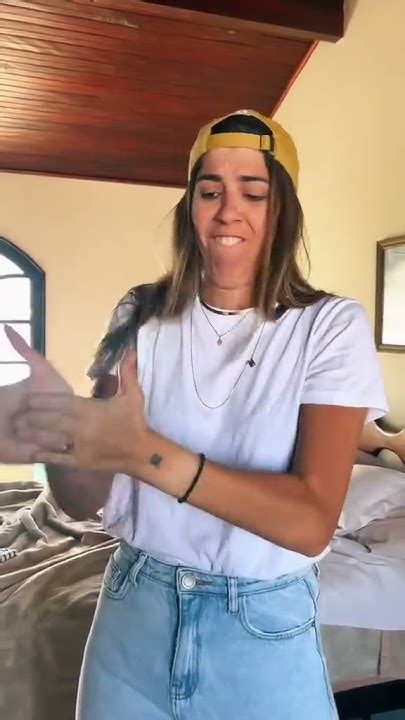 Trollei Minha Namorada E Ela Quase Se Machucou Shorts Youtube