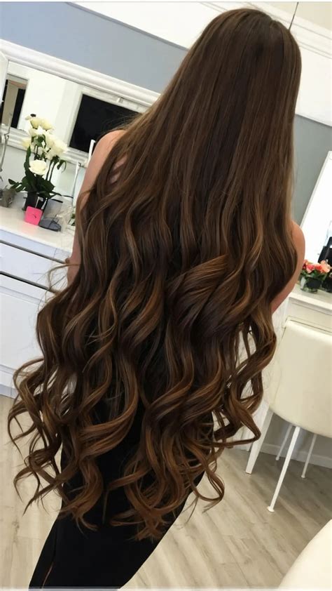 Easy And Pretty Prom Hairstyles For Long Hair
