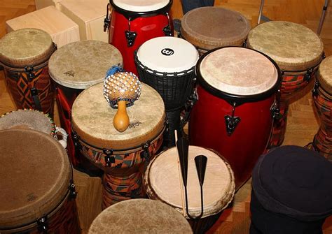 충격 드럼 젬베 벨 딸랑이 호리병박 봉고 케이준 추락 소음 음악 Pikist