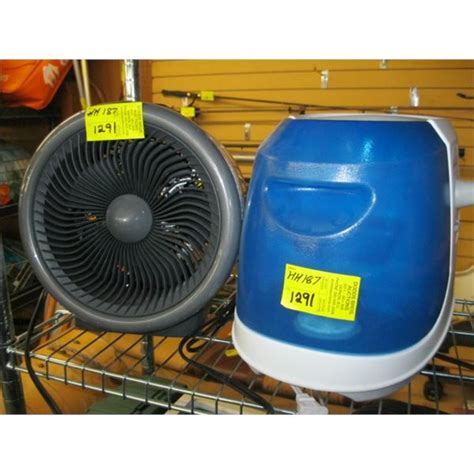 Sm Electric Fan And A Sunbeam Humidifier Dodds Auction