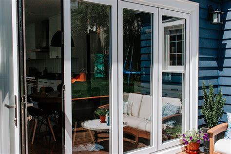 How To Clean Your Windows Like A Pro Pretty Handy Girl