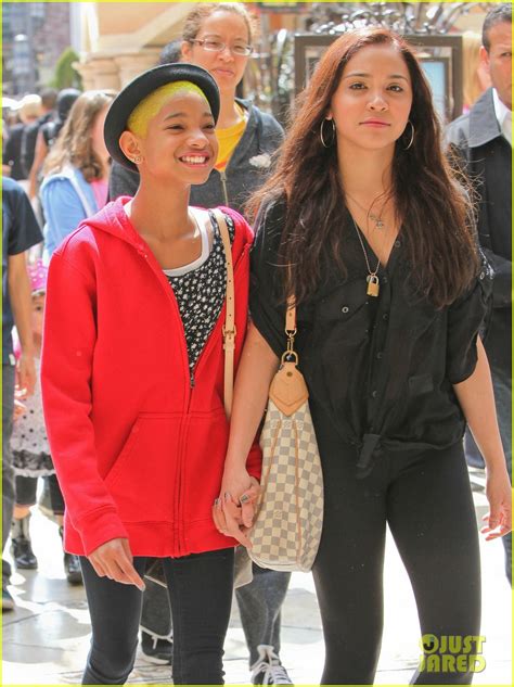 Willow Smith New Yellow Do Photo 2642244 Willow Smith Photos